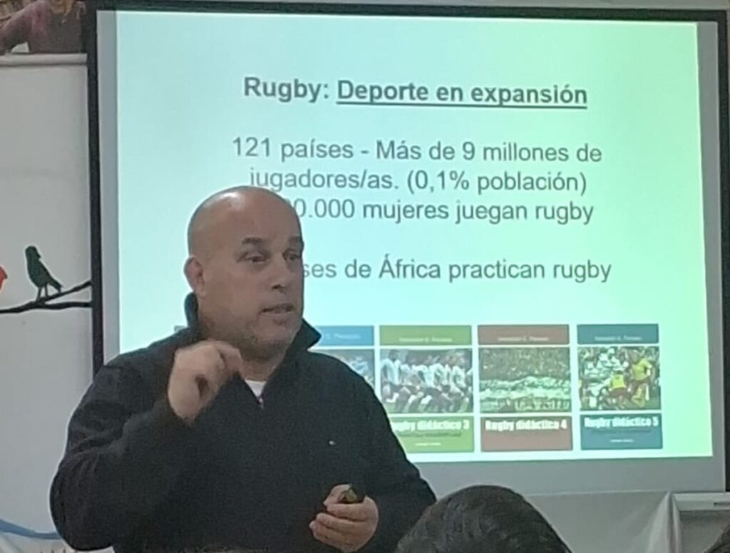 Sebastián Perazzo disertó en San Antonio Oeste y destacó el rol del rugby como deporte ...